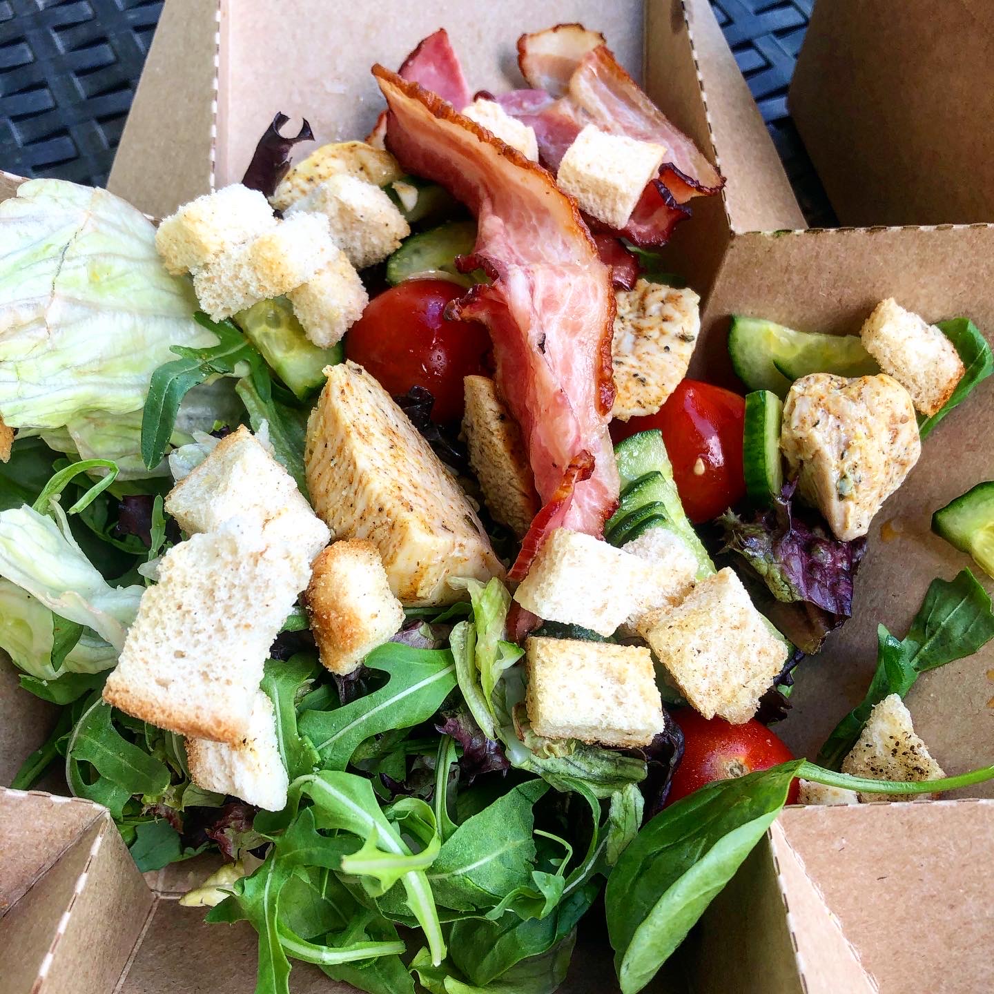 Fresh Post - Eat Out Vilnius